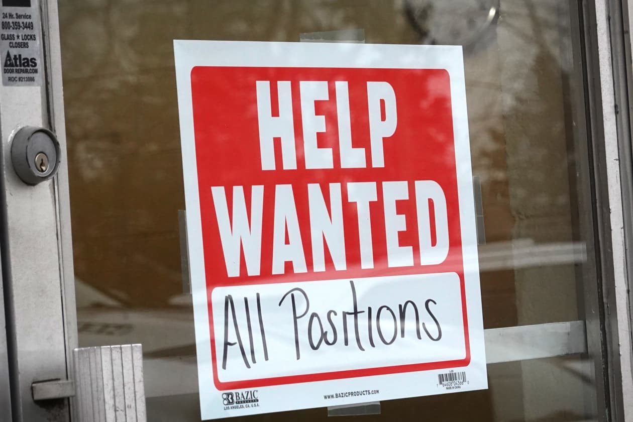 Job openings creep up to 9.6 million. Still lots of demand for labor ...