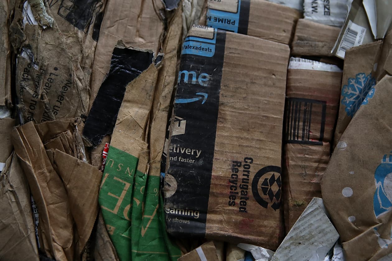 Opinion: Amazon kicks more plastic packaging to the curb in favor of a ...