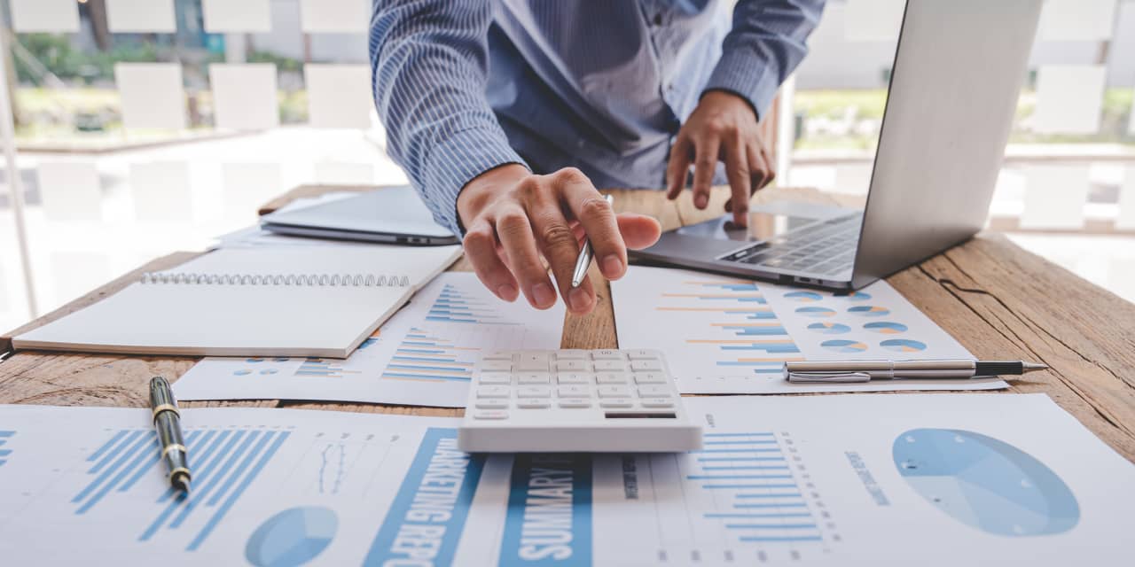 Here’s how to use the new tax-bracket information for 2024 to lower ...