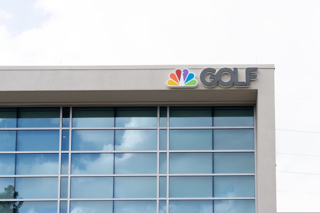 Will Comcast’s spinoff of some cable networks give the stock the ...