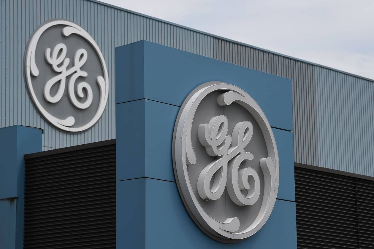 GE Aerospace’s stock hits its first record high in 25 years. What’s ...