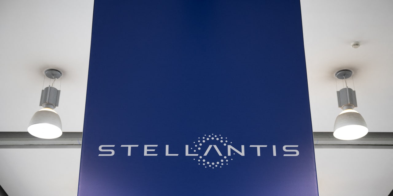 Jeep maker Stellantis reports 27% drop in sales - MarketWatch