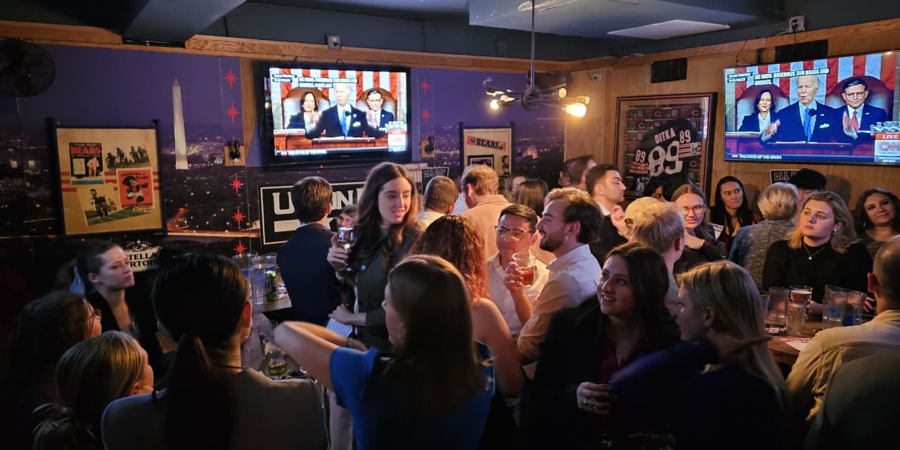 The big winner of the Biden-Trump debate? Your neighborhood bar ...