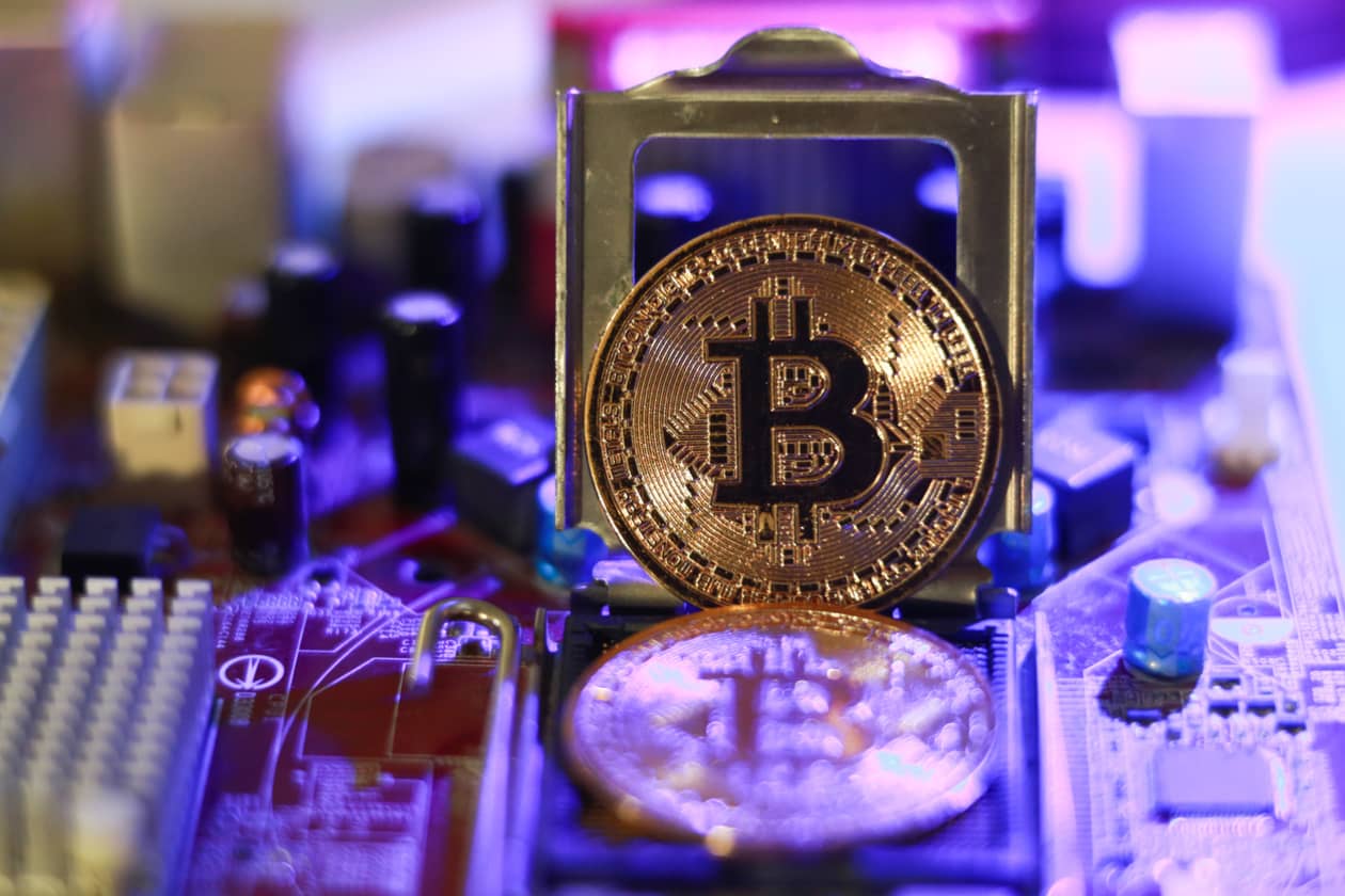 Bitcoin ETFs finally approved after a chaotic, ‘embarrassing’ 24 hours for SEC - MarketWatch