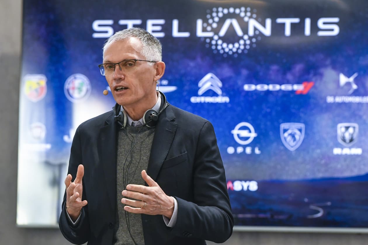 Stellantis CEO says struggling automaker is on pace to fix its sales ...