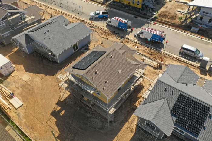 SunPower’s ‘extreme’ meme-stock surge has this analyst predicting a ...