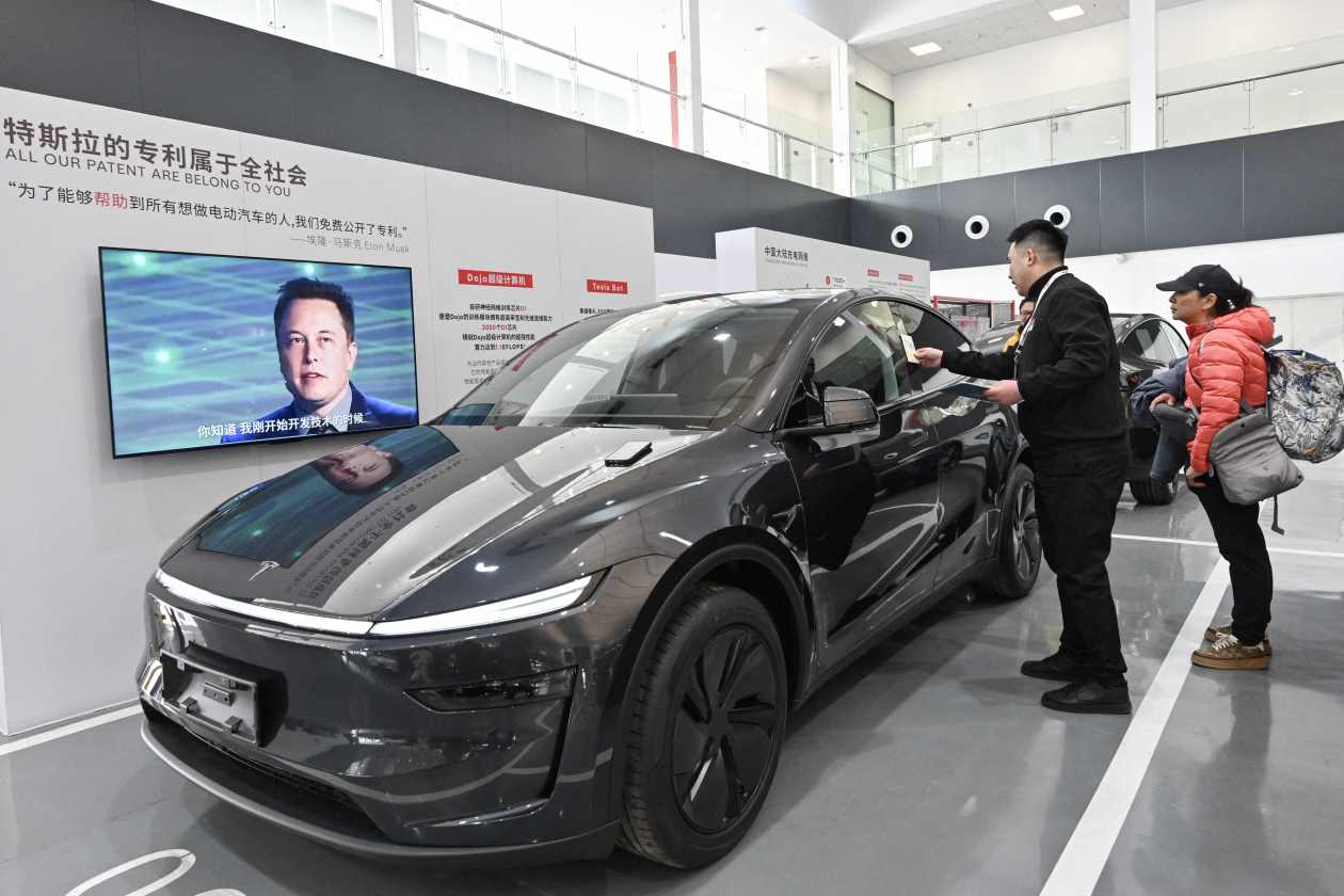 Tesla’s stock rises as investors get a fresh sign that high gas prices ...