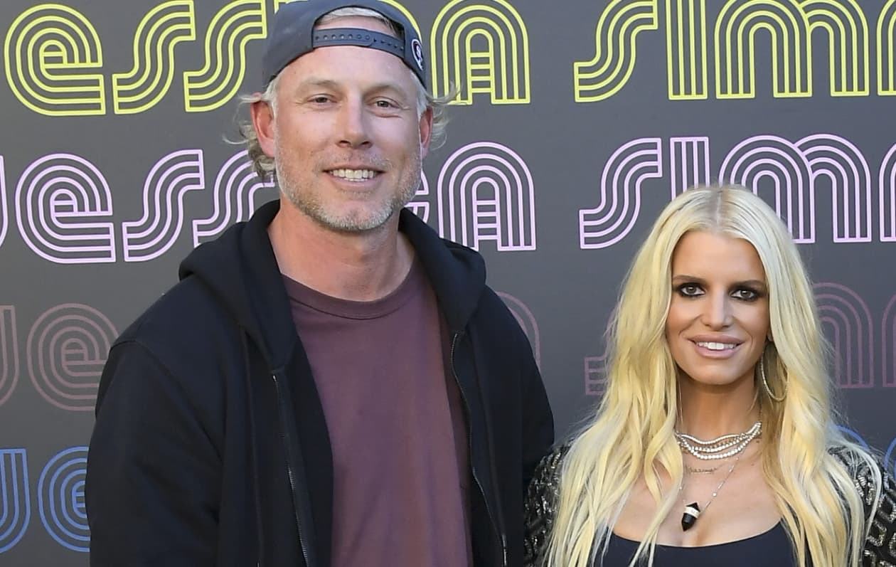 Jessica Simpson And Eric Johnson Split She Fled Her 18 Million L A